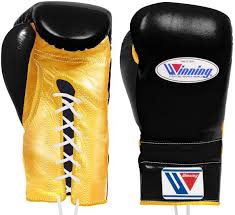 Guantes Winning originales (negro/oro) – Capital MMA